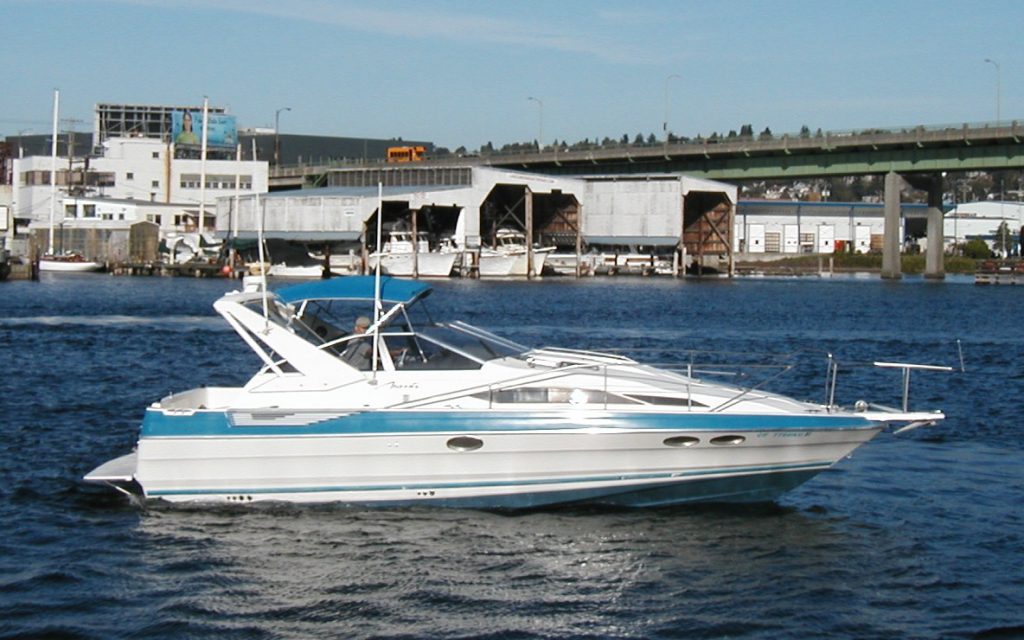 SOLD! 32' Bayliner Avanti - $10,500 - Seattle, WA - Pacific Marine ...