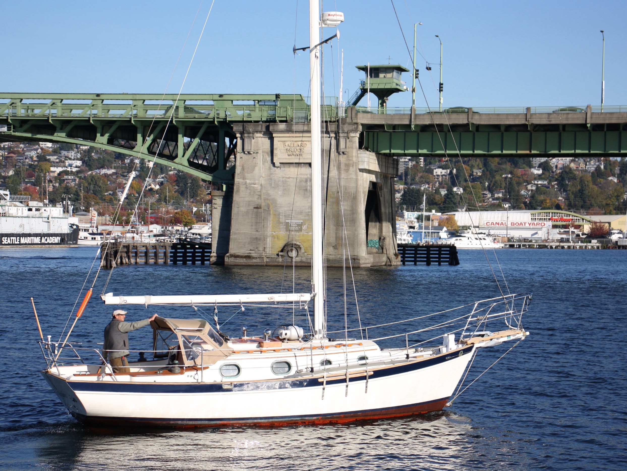 SOLD !! - 27’ Pacific Seacraft 'Orion', 1981 - $37,500 - Reliable and ...
